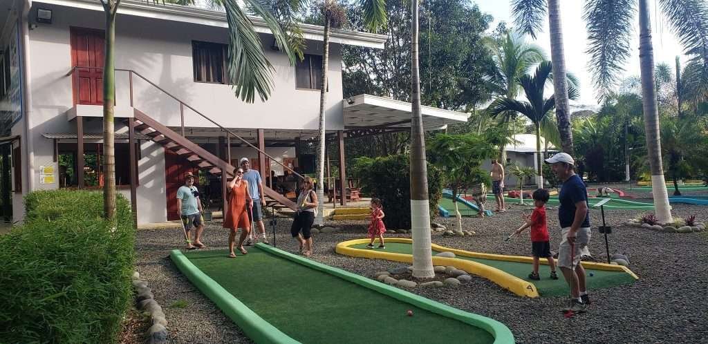 Osa Mini-Golf - Ballena Tales Magazine And Free Travel Guide