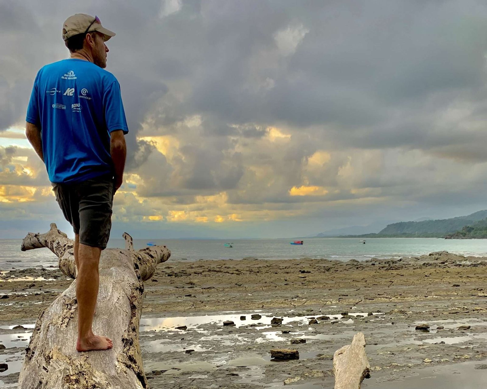 Dominicalito Beach - Ballena Tales Magazine And Free Travel Guide